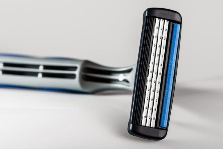 Single Blade Razor vs Multi Blade Razor: Which One Shaves Best?