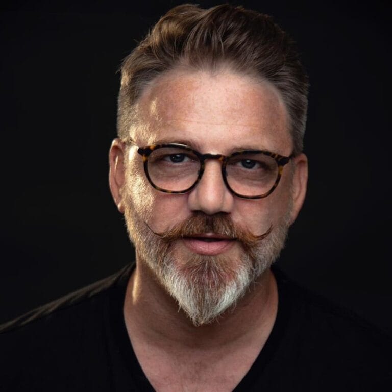 Ducktail Beard: The Ultimate Guide to Styles, and Maintenance