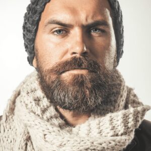 How to Grow, Maintain, and Trim the Scruffy Beard Style